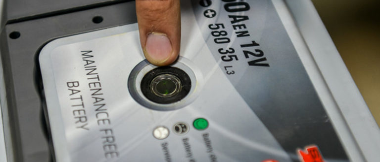 Battery indicator: Color codes and How it works